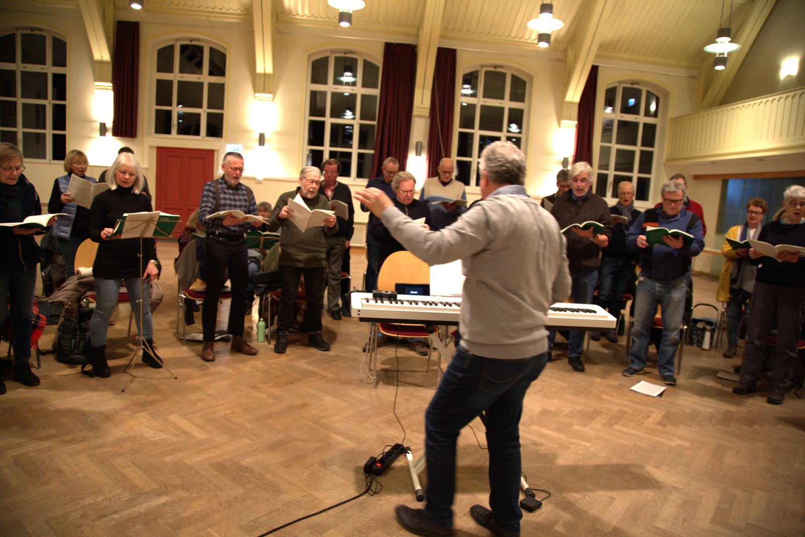 KonzertChor Butzbach e.V. bei uns im Studio - Radio Welle West Wetterau